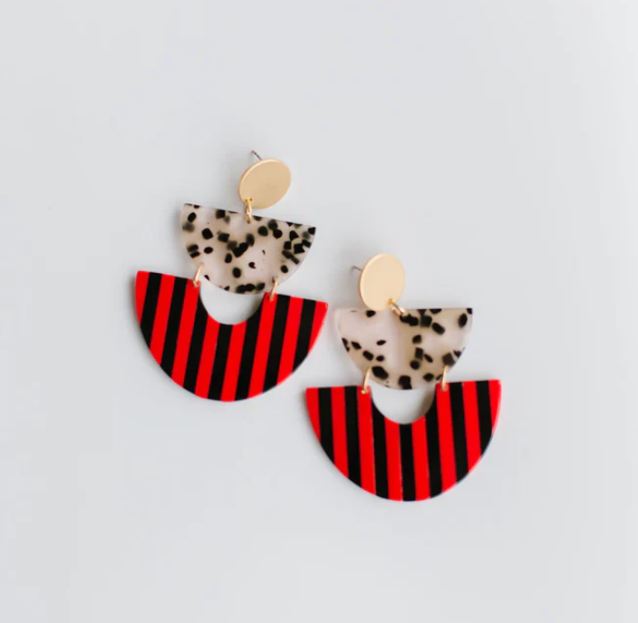 Emorie Earrings Red/Black – Darling State of Mind